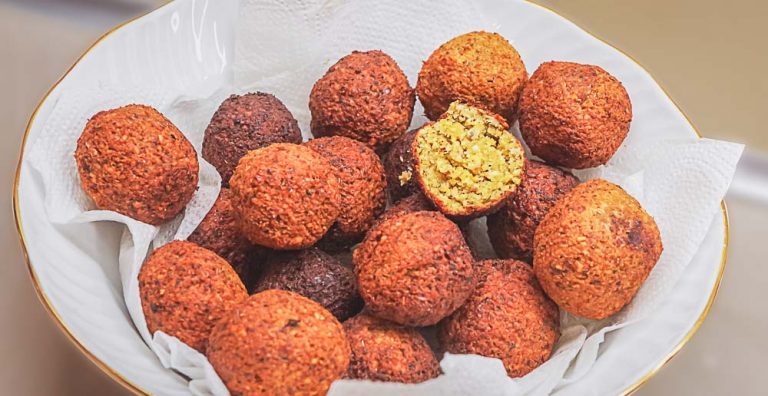 Essen in Israel: 15 Gerichte, die Du probieren musst!